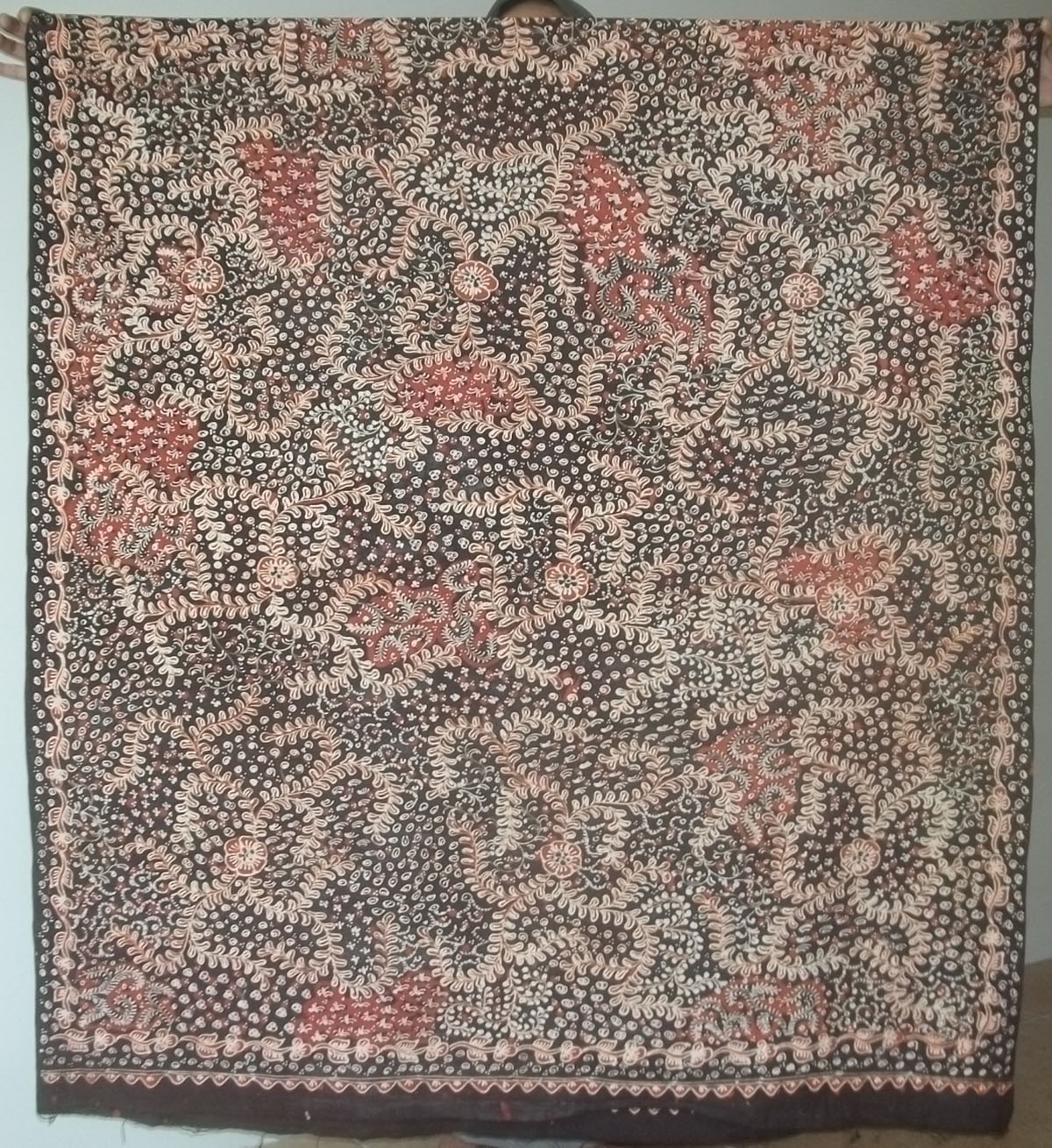 Batik Tulis Lasem: Red Sekar Jagad Aseman