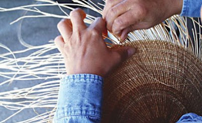 Tlingit Spruce-Root Basket: Weaving