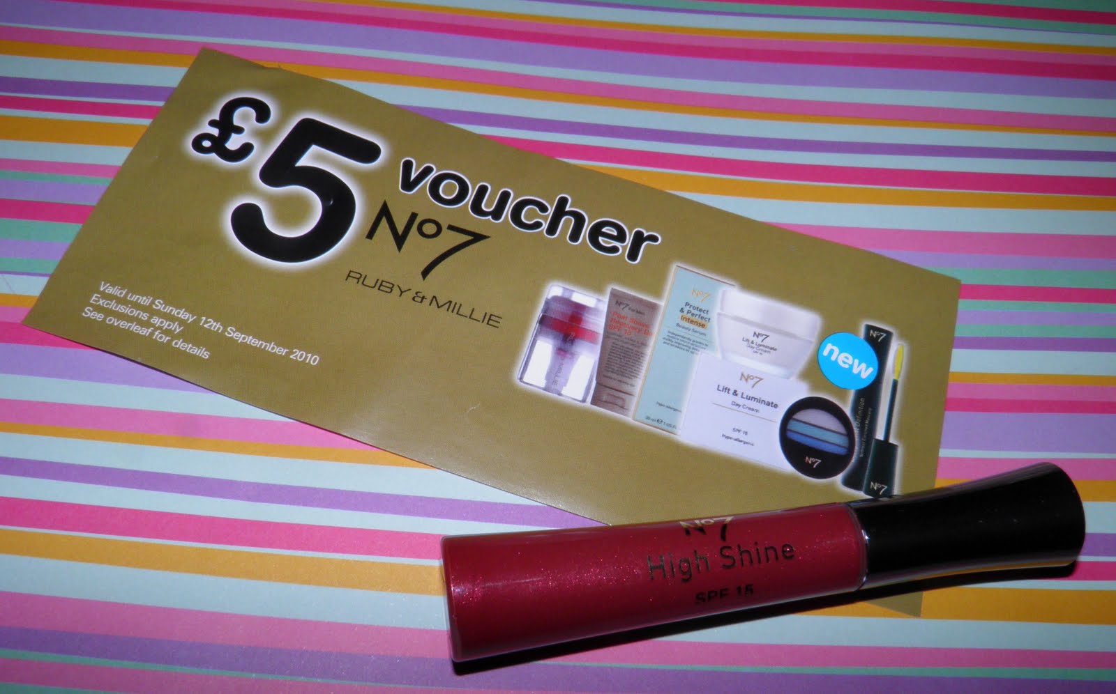 Pretty Peaches: No.7 High Shine Lip gloss