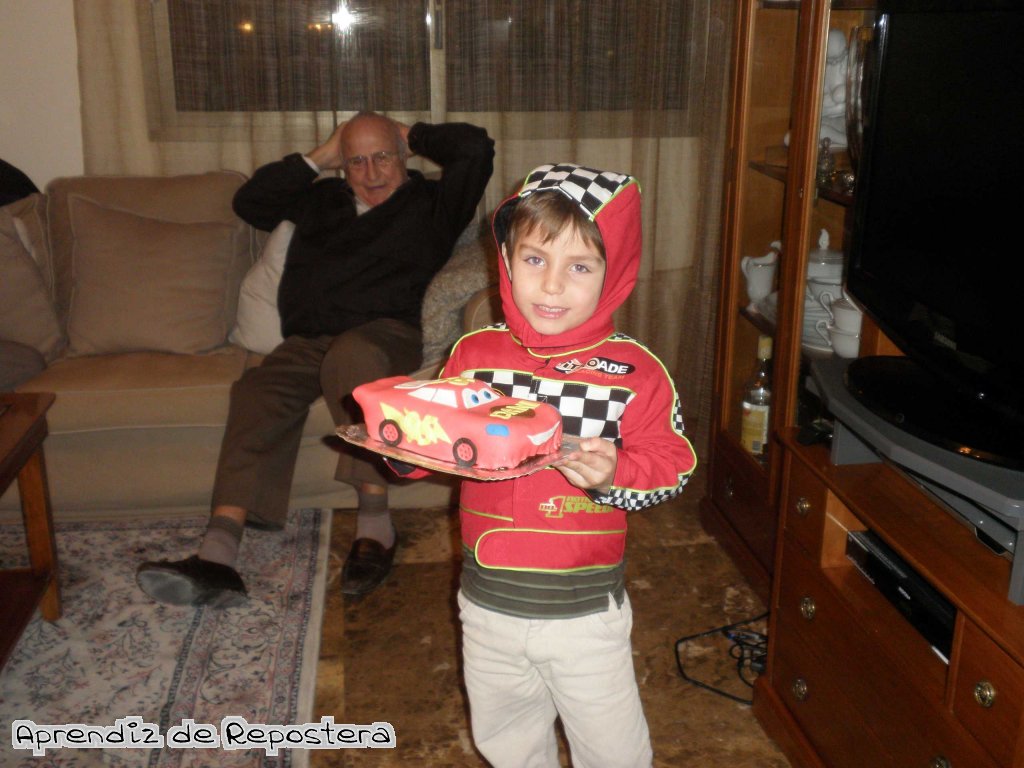 Aprendiz de Repostera: Tarta Rayo McQueen para Daniel
