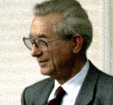 Historia de Karl Albrecht | Historias de Grandes Exitos - Se hicieron ...