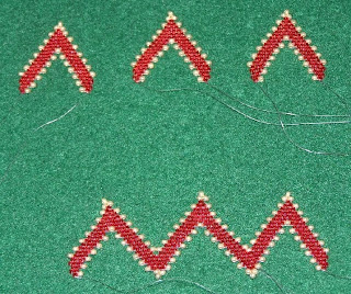 Queenie's Beads: WIP Russian Leaf Done in Peyote - Part 1