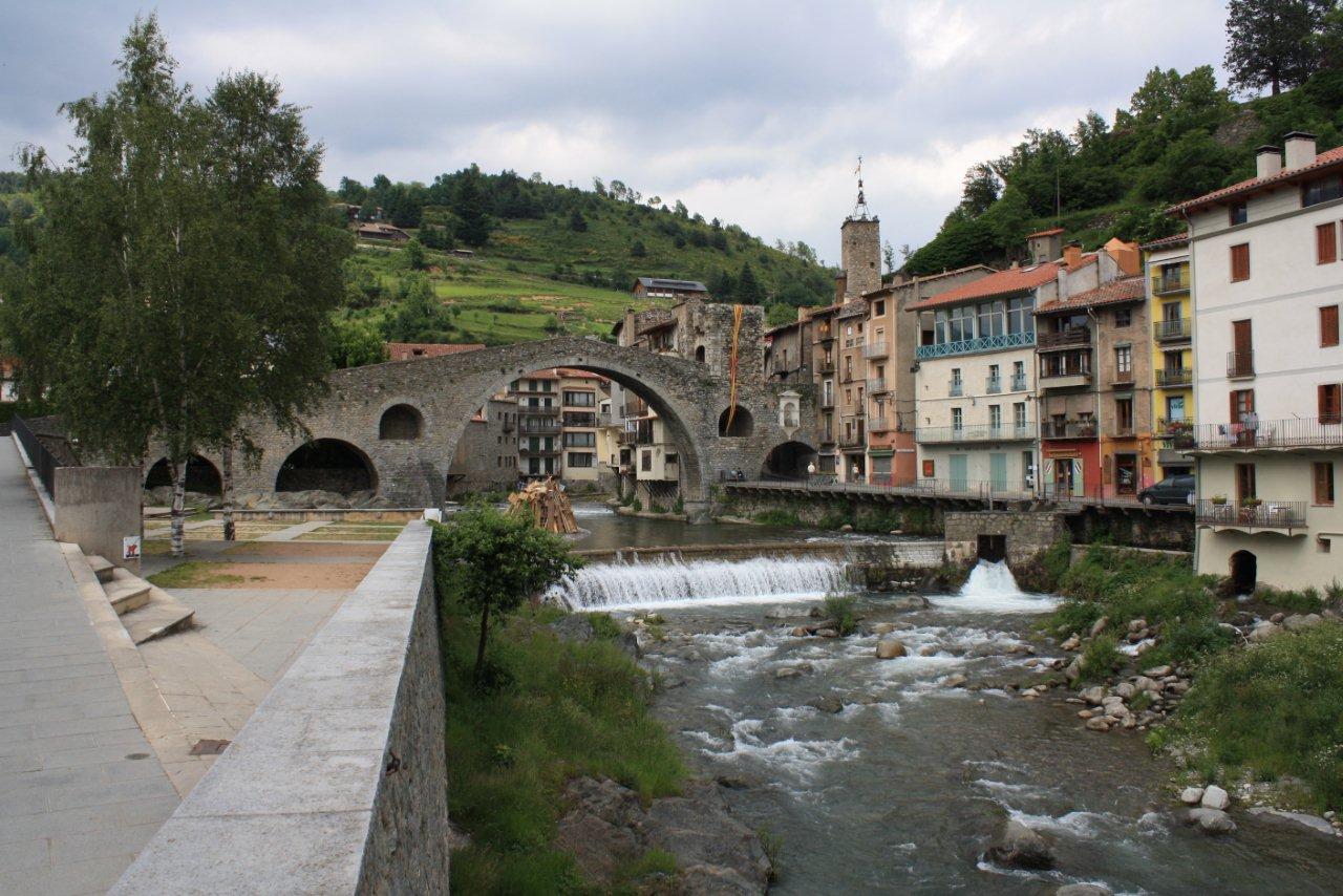Conèixer Catalunya: EL PONT DE CAMPRODON.