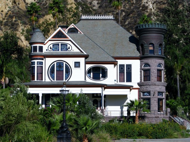 THE VIEW FROM MY CAMERA: Piru Mansion