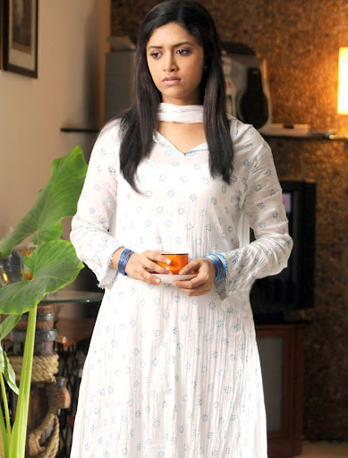 Mamta Mohandas Das Photo Gallery - Hot PHOTOSHOOT Bollywood, Hollywood ...