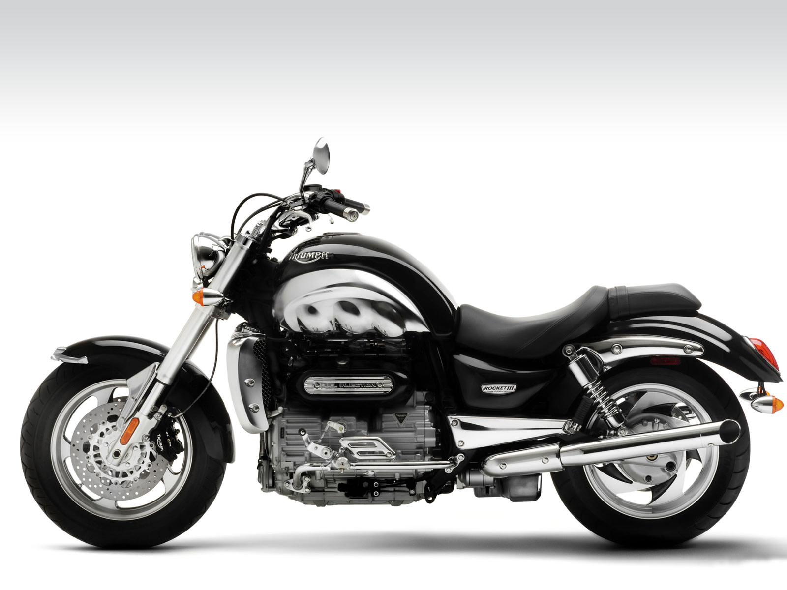 Harley Davidson Motorcycles Today: gambar sepeda motor TRIUMPH Rocket ...