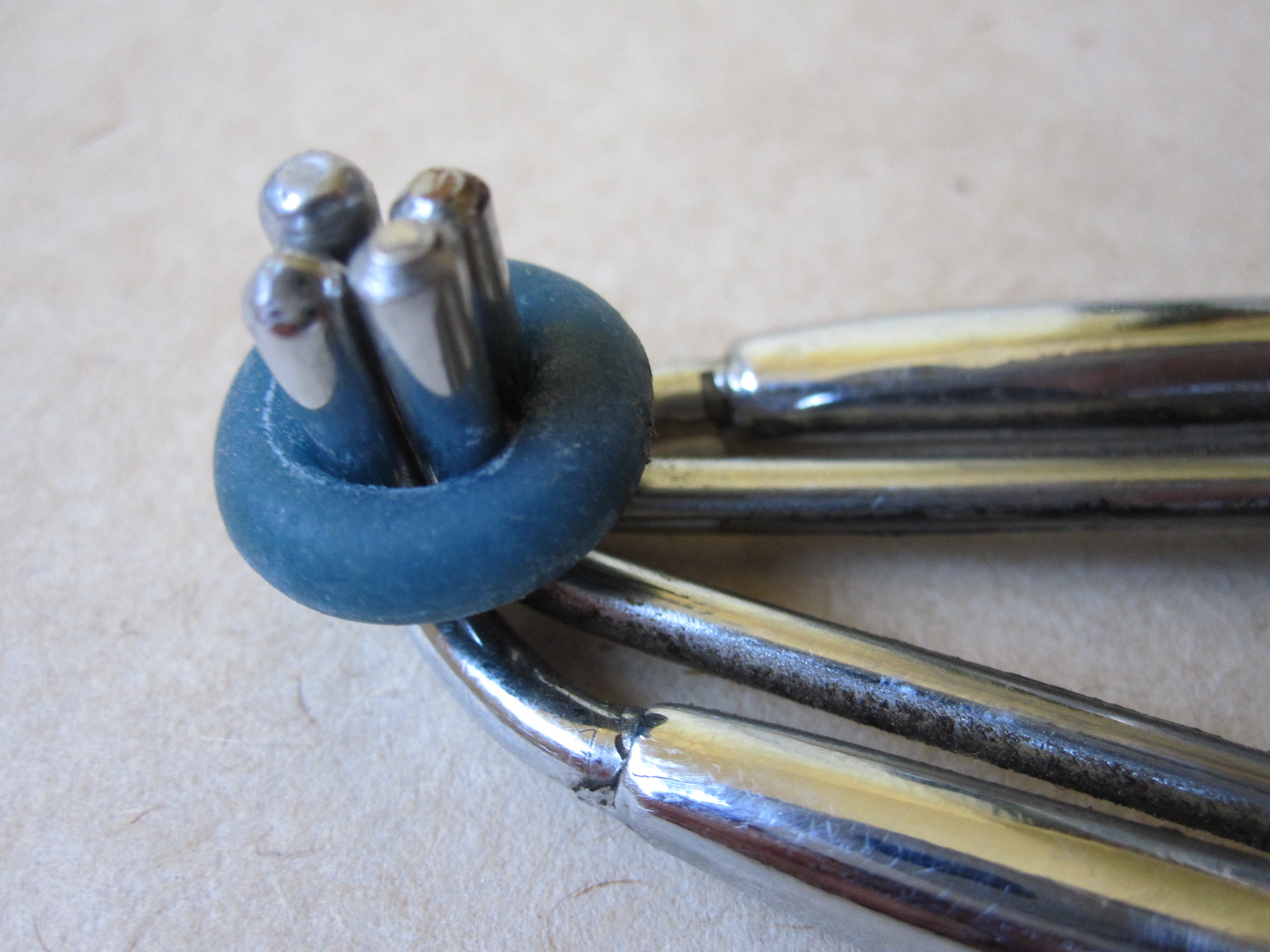 Barold's Tools: Elastrator - The cringe factor