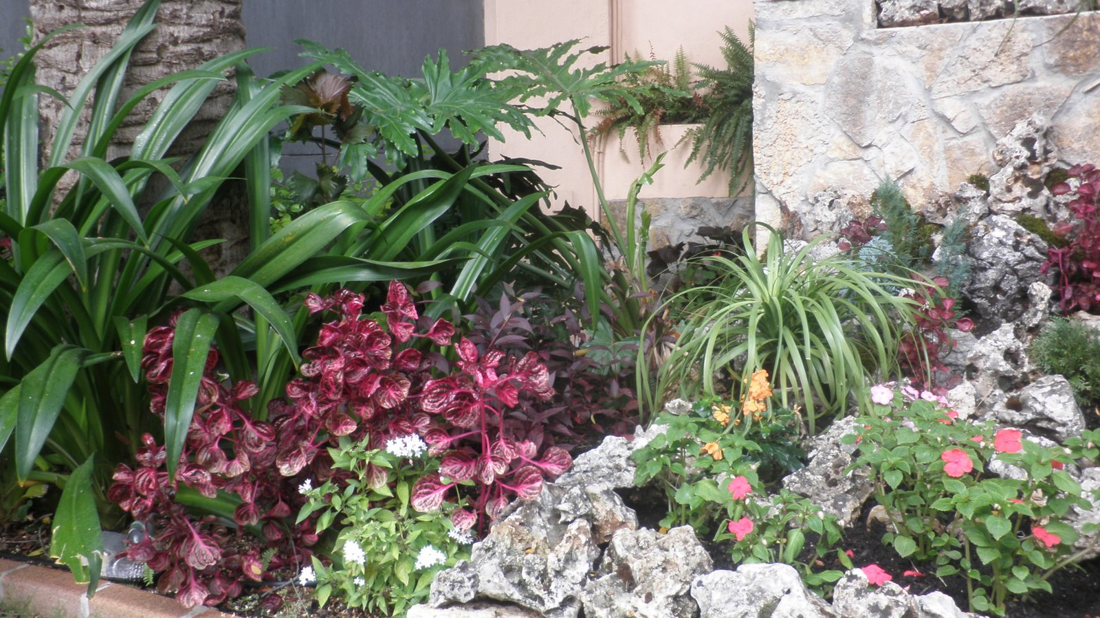 jardinbio: Decoración con rocalla 50% terminada