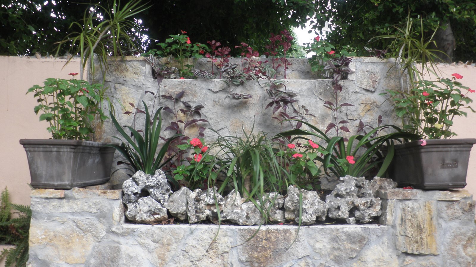 jardinbio: Decoración con rocalla 50% terminada