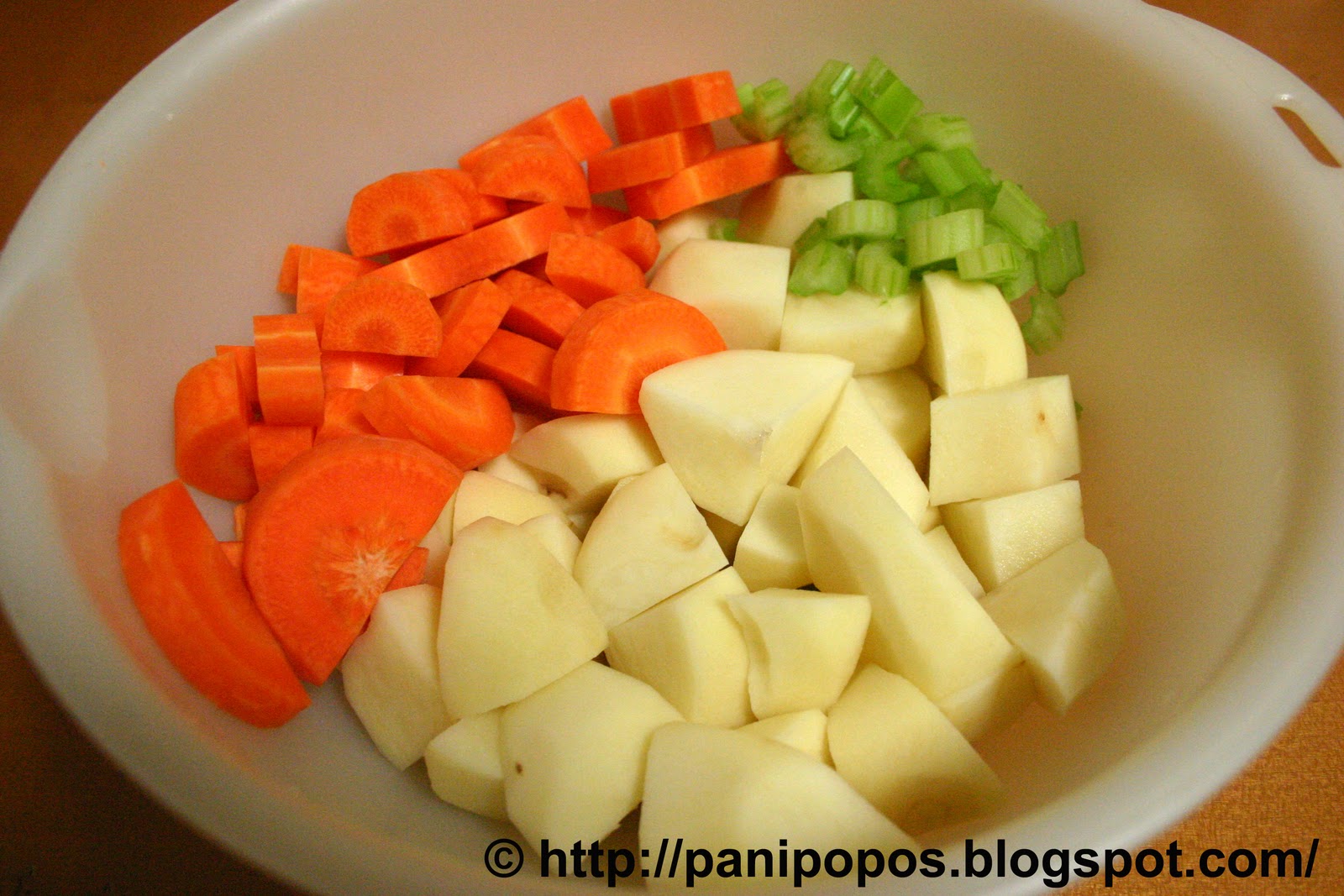 Samoa Food: Kale Moa - Samoan Chicken Curry