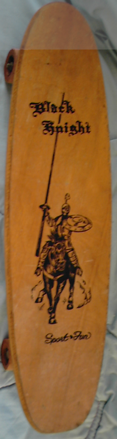 EASTERN BOARDER LEOMINSTER: BLACK KNIGHT SKATEBOARD