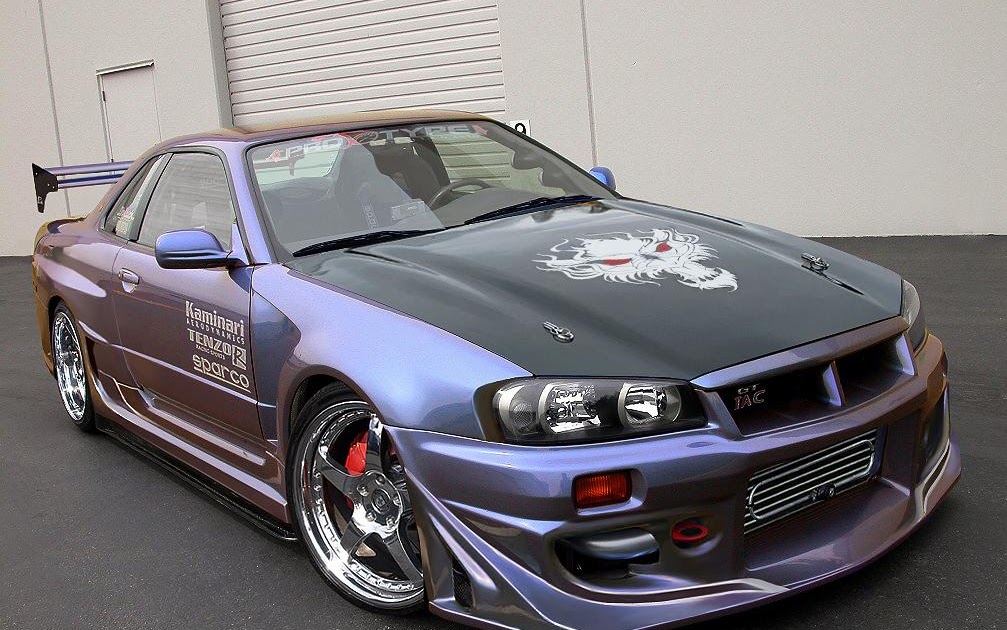 Nissan Skyline Custom Chrome