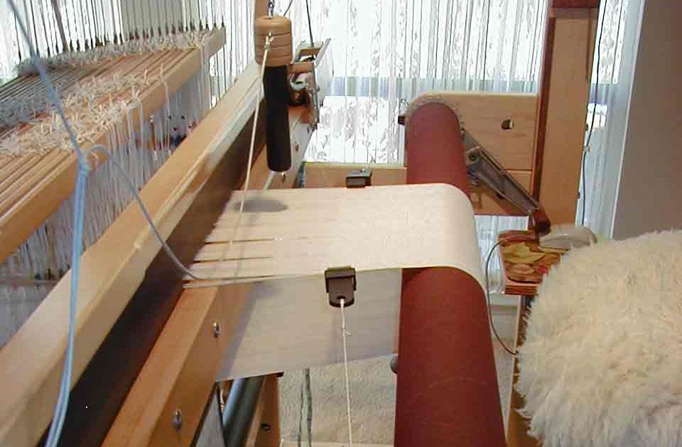 Sandra's Loom Blog: Using a Temple