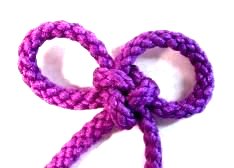 Jewelry Shop: How to Make Chinese Knot Jewelry: Cloverleaf Knot