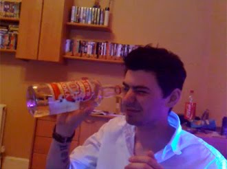 Bairro do Oriente: Vodka eyeballing