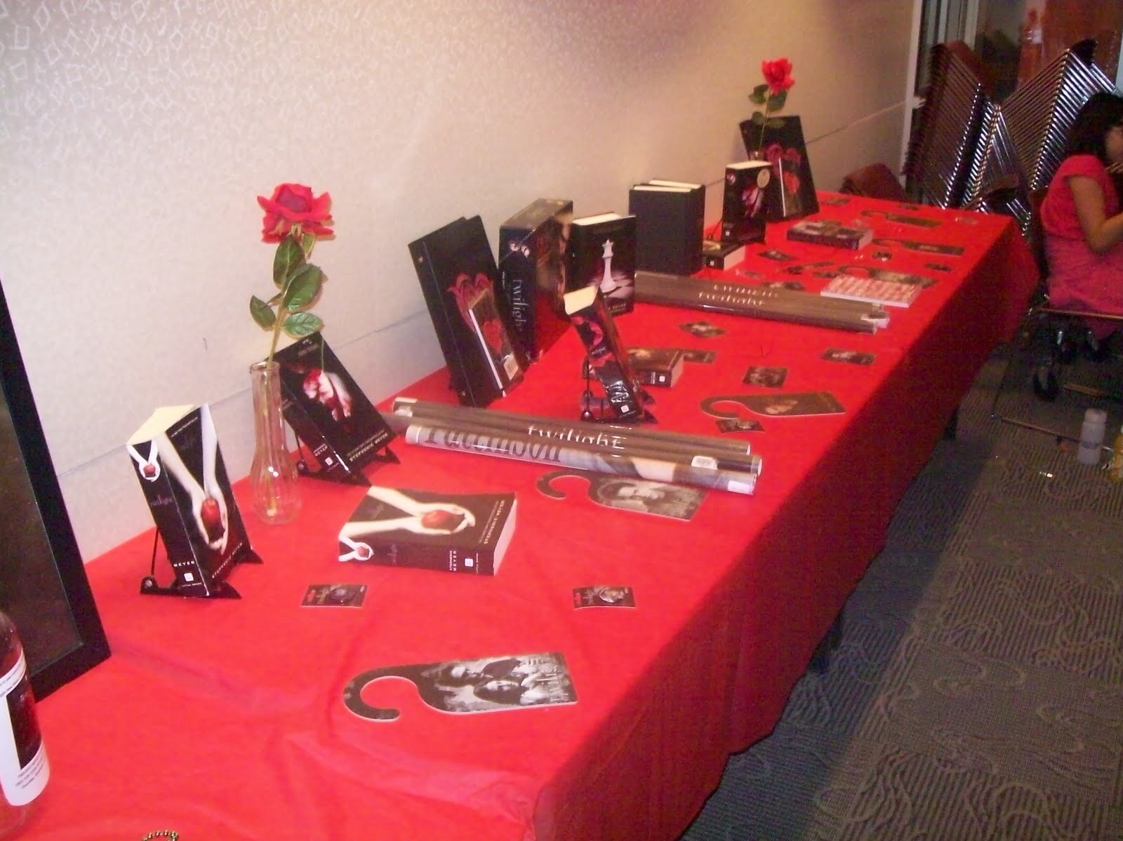 Allen Library Teenscape: Twilight / New Moon Movie Celebration Party