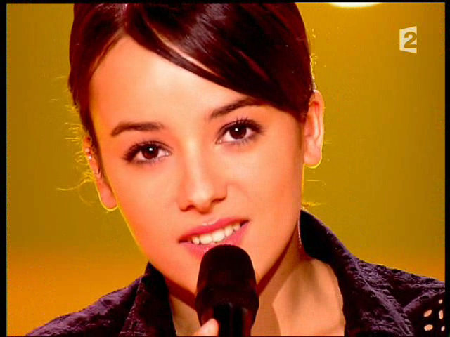 Alizee Sexy French Singer | 2013 Free Wallpapers