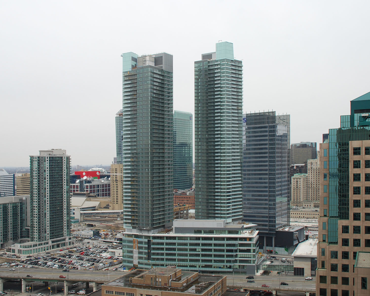 Condo News by LiveHigh.com: Official Grand Opening of Maple Leaf Square!
