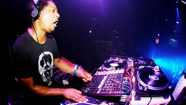 CULTURA ELECTRONICA: HISTORIA DEL DETROIT TECHNO