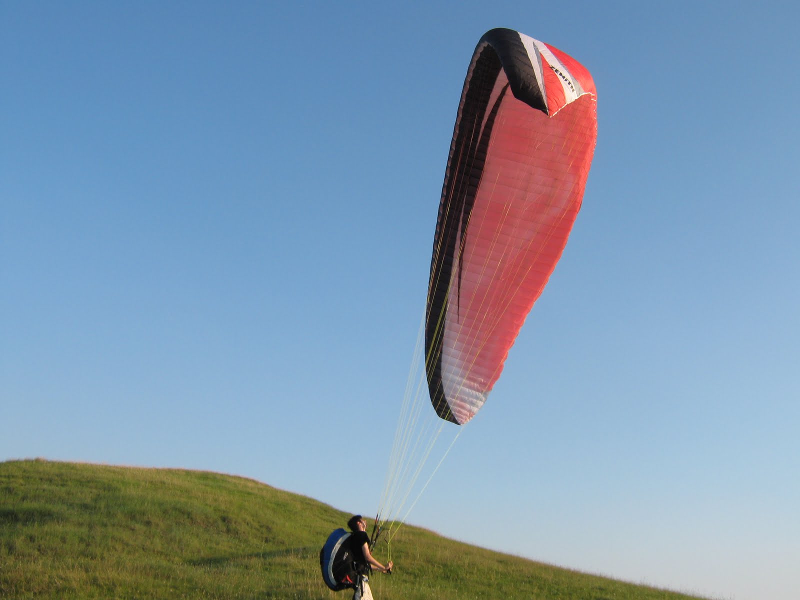 Sky Paragliding: Windtech Zenith, first flight tests