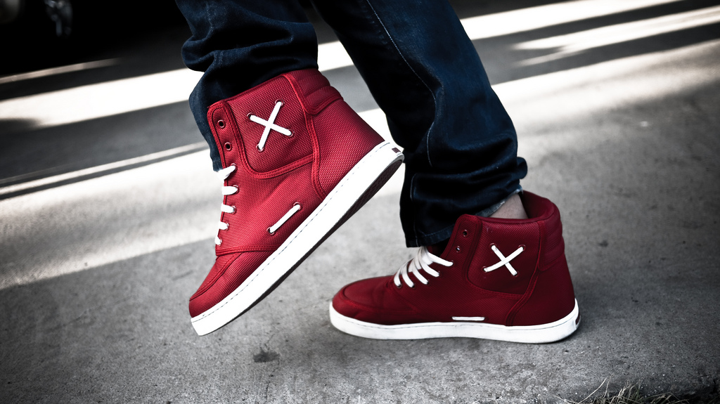 Can anyone identify these high-tops please? : r/malefashionadvice