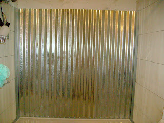 Cottage Dreamers: Galvanized corrugated metal shower surround