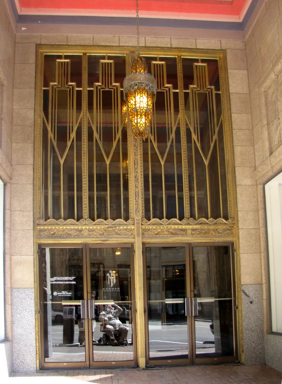 Tulsa Gentleman: Wordless Wednesday - Doors to the Philcade Building