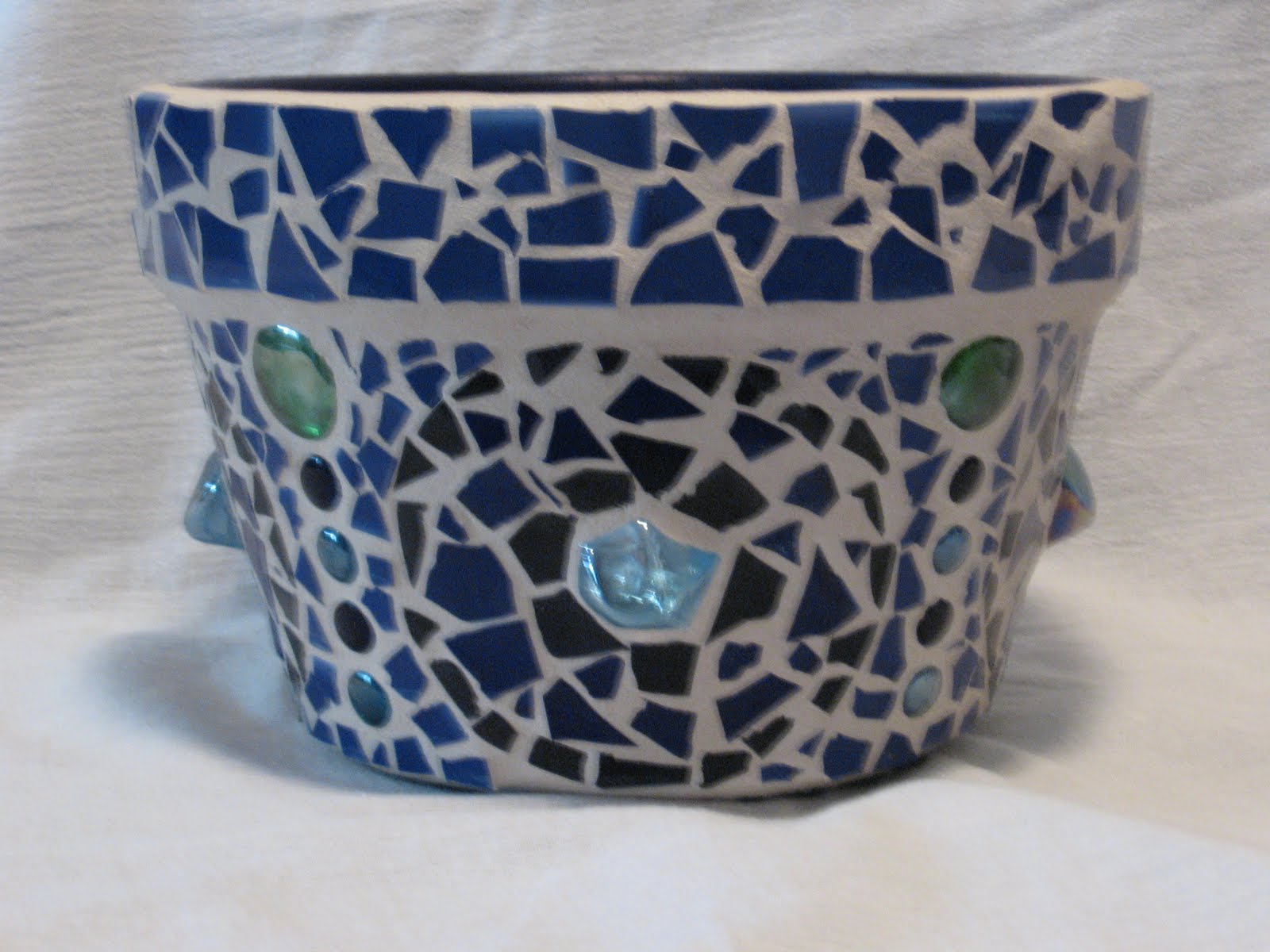 soulelements1@blogspot.com: Mosaic Flower Pots