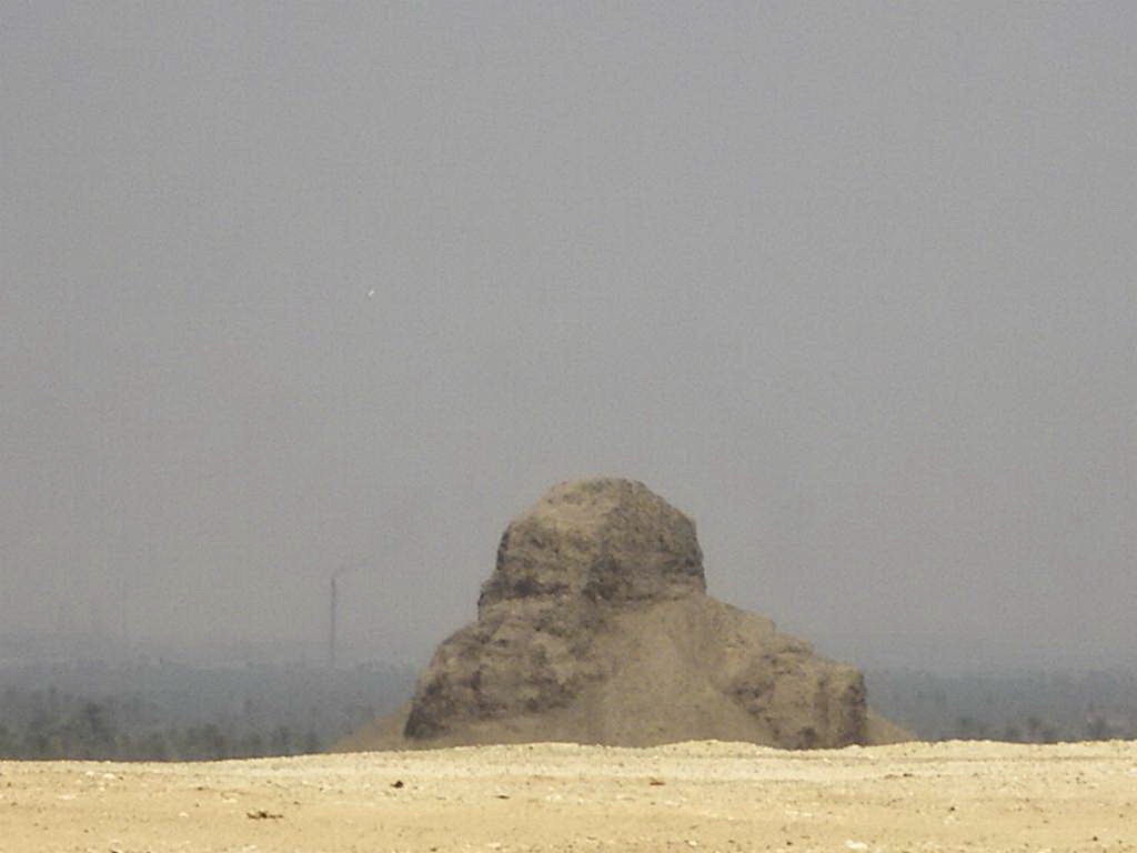 Reminiscencias Egipcias: PIRAMIDE ACODADA y PIRAMIDE NEGRA-DASHUR