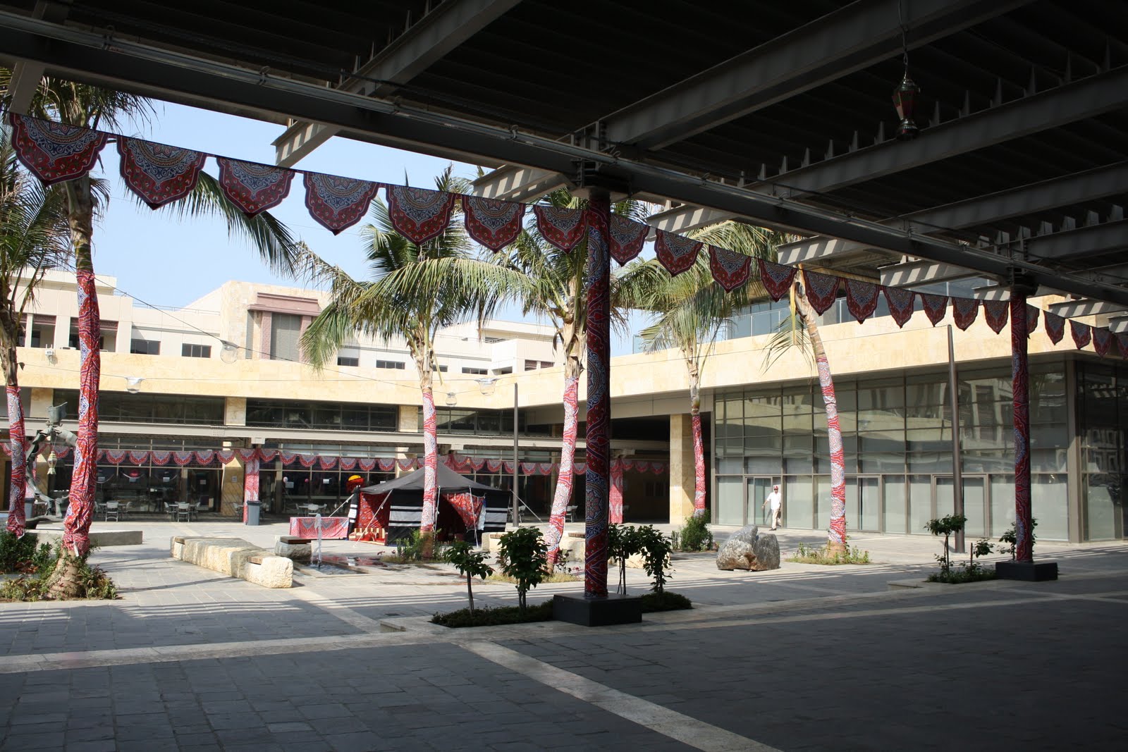 The Many Adventures of...: A little bit of the KAUST campus...