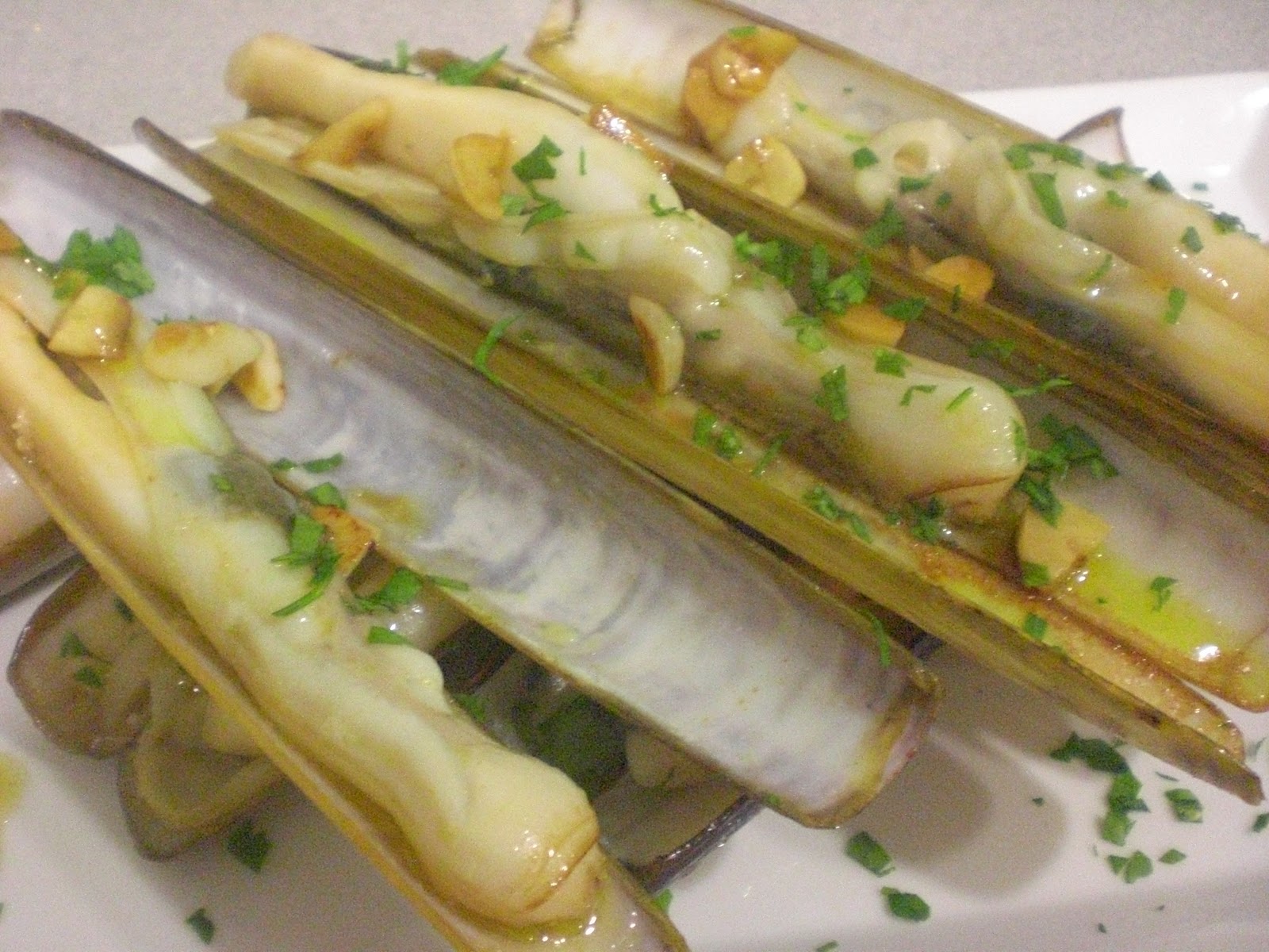 BOASUNDEMUGARDOS: NAVAJAS A LA PLANCHA