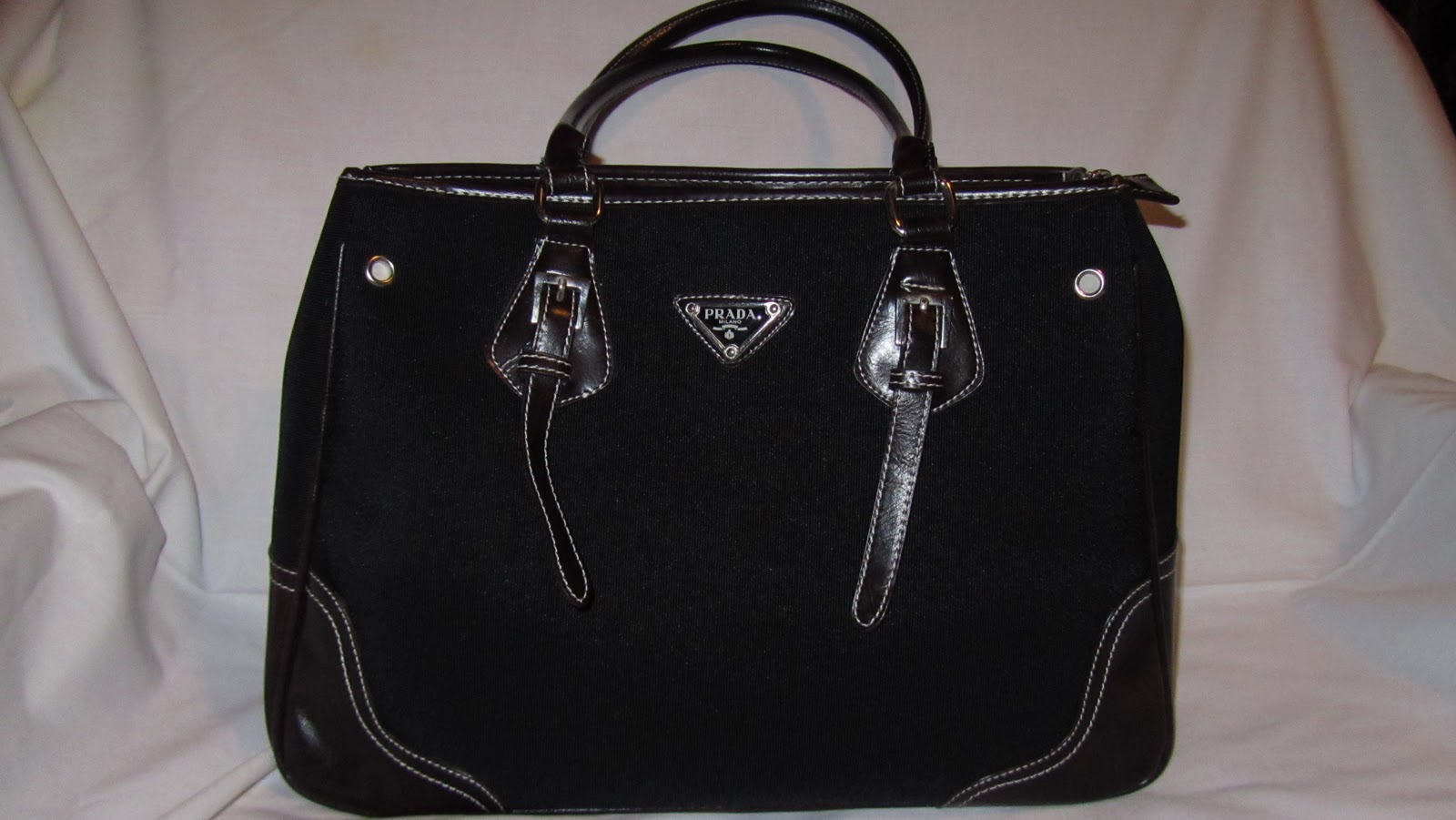 EcoFlowersBoutique: GEANTA PRADA REPLICA, NOUA