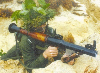 Desarrollo y Defensa: Lanzacohetes RPG-29 y RPG-7 (Rusia)