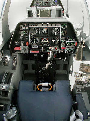 Desarrollo y Defensa: Avión de entrenamiento básico RFB Fantrainer ...