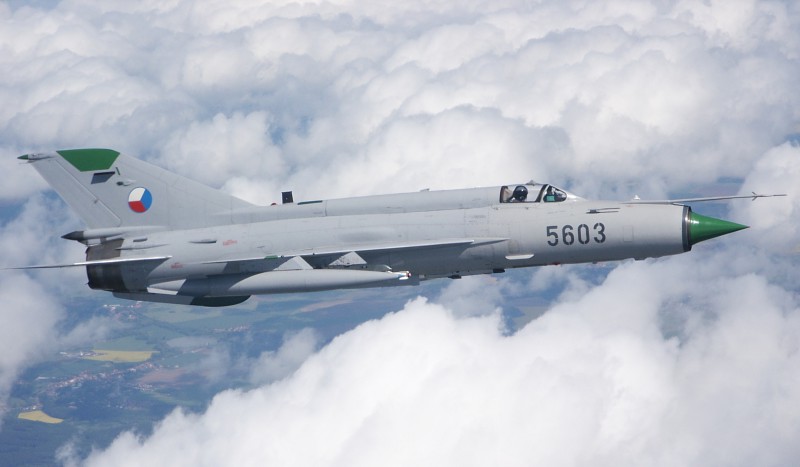 Desarrollo y Defensa: Recordando el MIG-21 Fishbed.