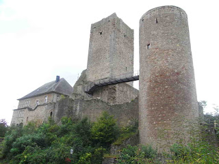 Bodos Burgen Blog: Useldange