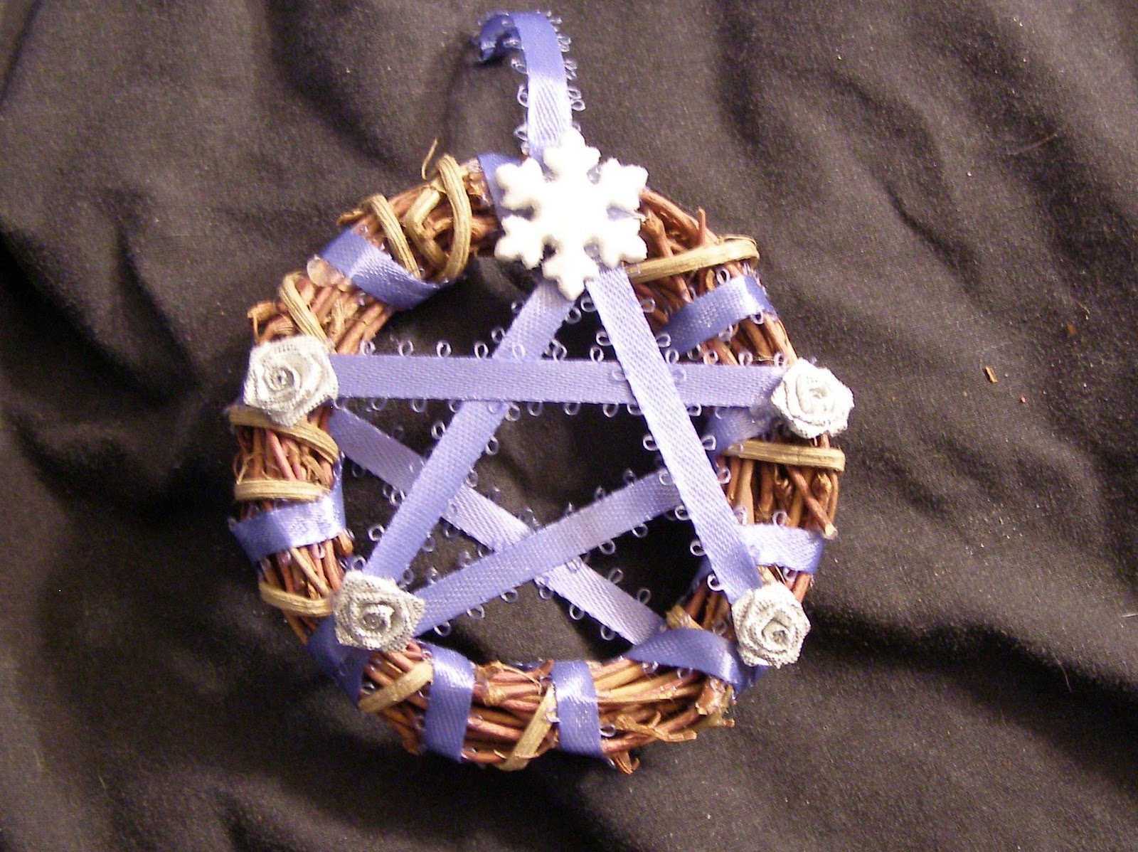 The Wiccan Life: Holiday Crafts