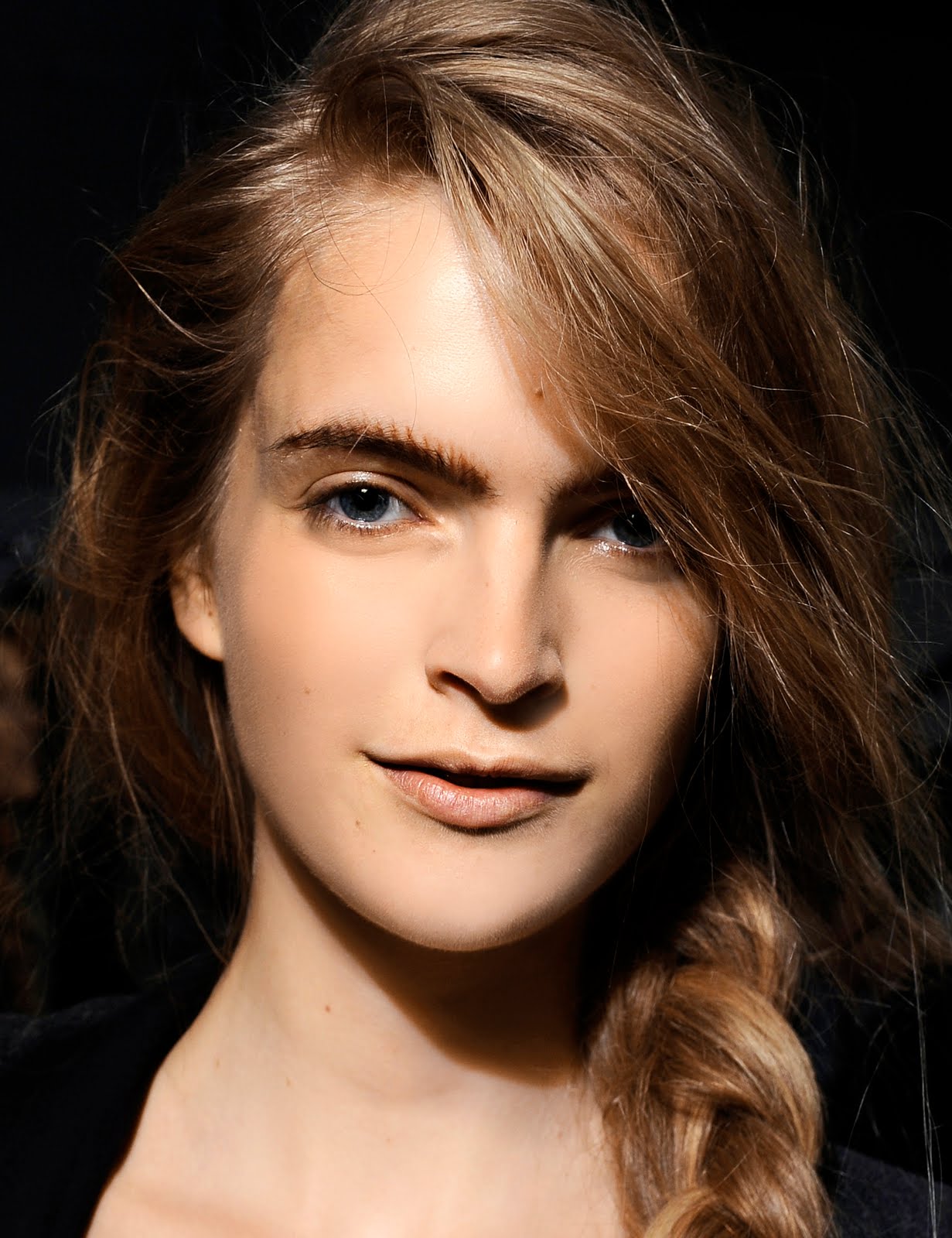 Journal d'une beauty paresseuse: M'emmerdent ces sourcils ! J'vais tout ...