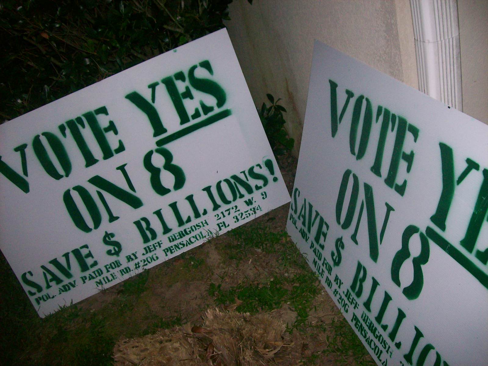 Vote Yes Sign