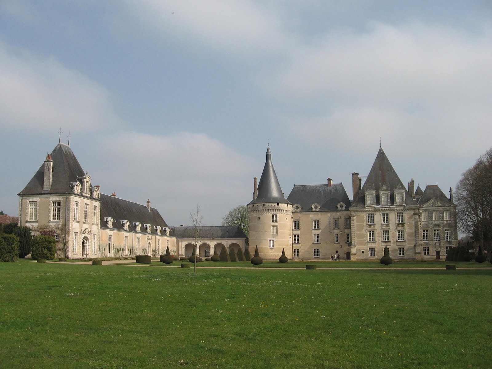 Resor & vistelser i Frankrike och Portugal: Château Azay-le-Ferron