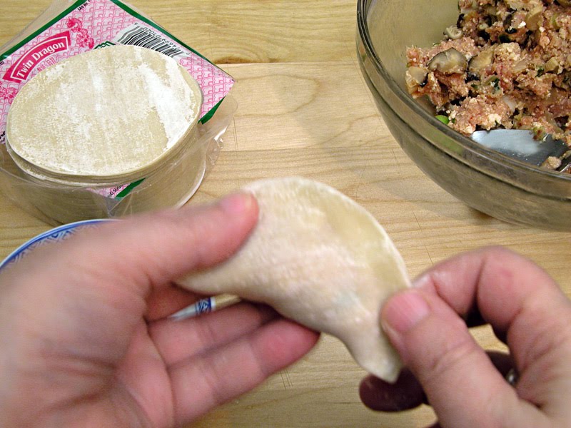 Cooking Weekends: Kimchi Mandu, Korean Dumplings