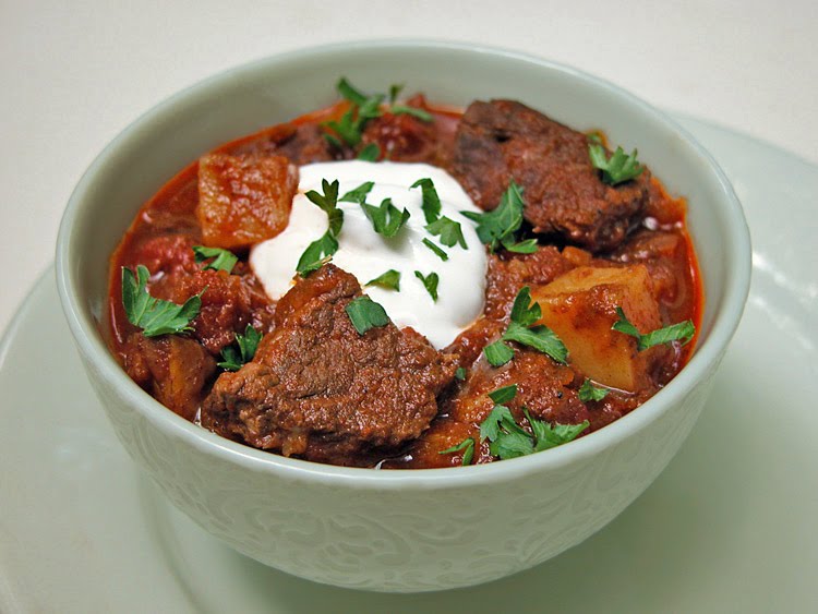 Cooking Weekends: Gulyás; Hungarian Goulash