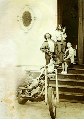 deathtrapsmc: Spade George, Hole in the Wall