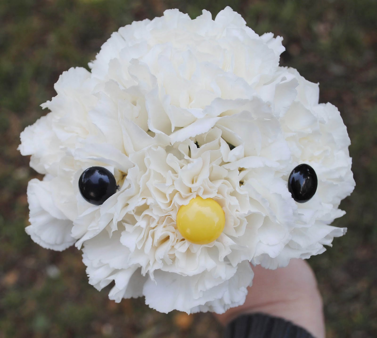 zakka life: How To Make a Hello Kitty Flower Bouquet