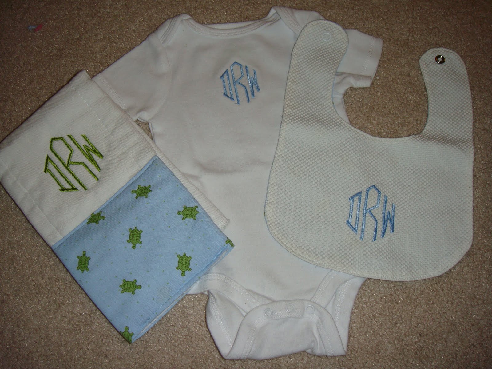 Custom Baby Clothes: Baby Gifts