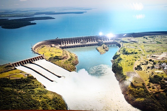 Explore The World: The Itaipu Dam