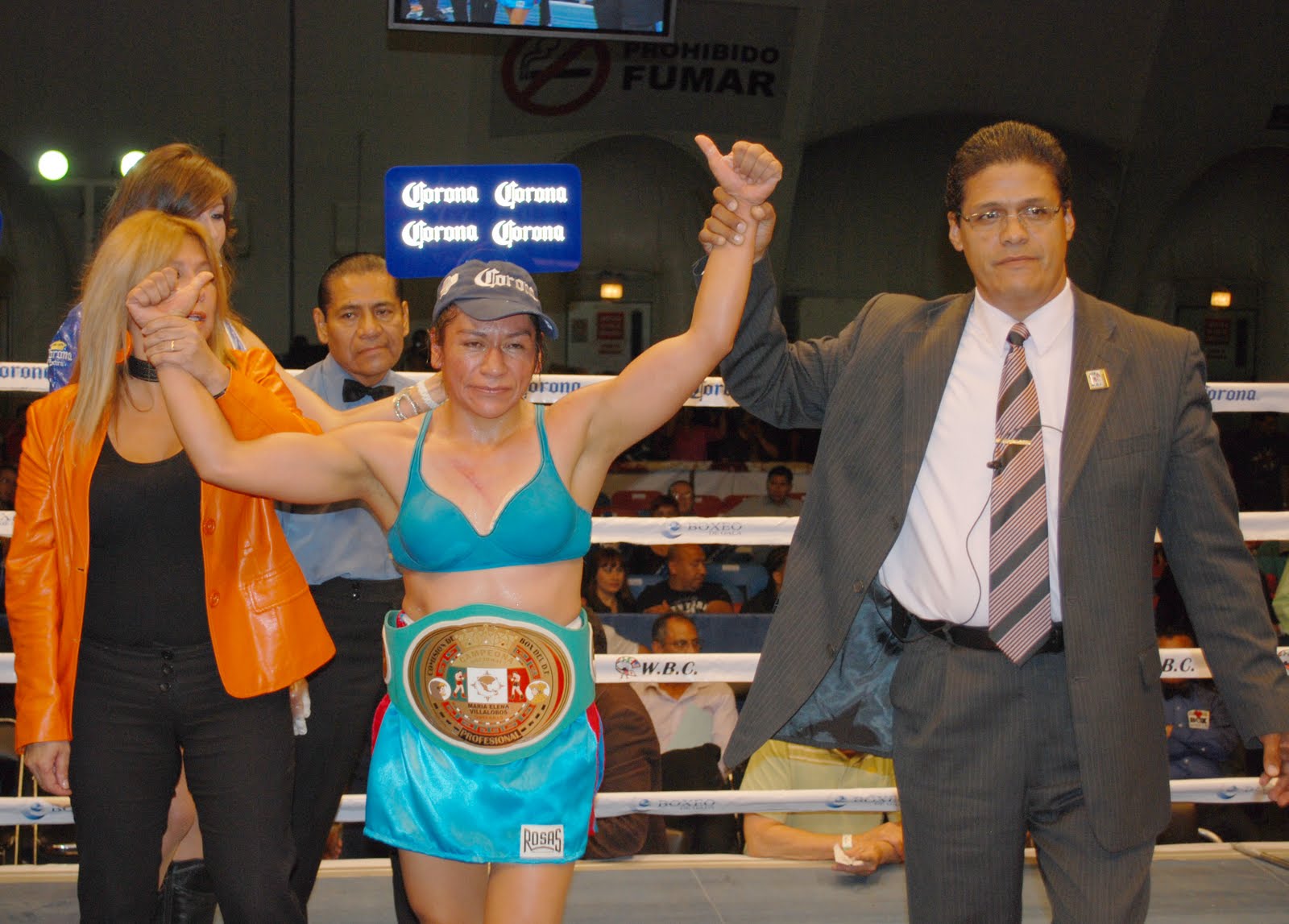 IL PUGILATO COME OGNI ARTE: Imágenes de "Triple Corona en el Foro"