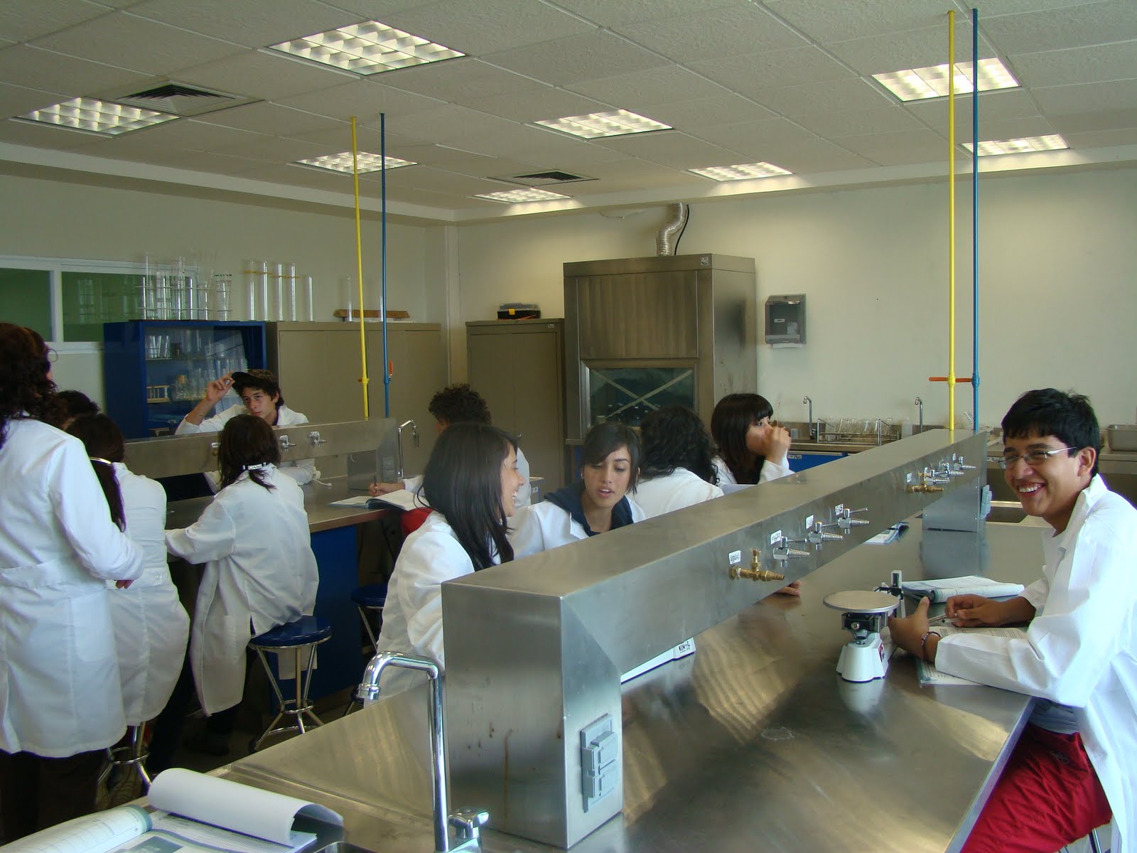 PREPARATORIA UVM: INSTALACIONES