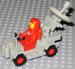 KINGS Toys and Collectibles.: Lego Space Classic Sets.