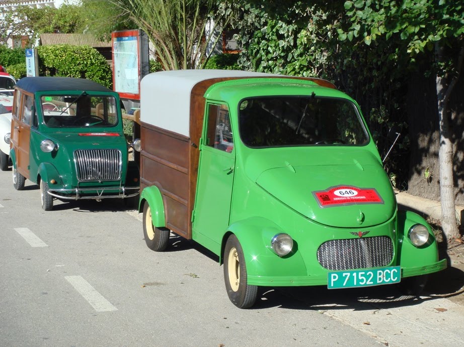 TOTAL CLASSIC: VINTAGE MICROCAR AL DELTA DE L'EBRE